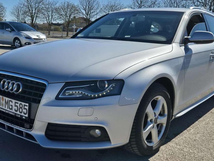Pelēks Audi A4 2009 Šauļi, ar dzinēja tilpumu 1.78 L un nobraukumu 229 tūkst. km par 4150 €, foto 1 vietnē AUTOMOTO.COM.LV