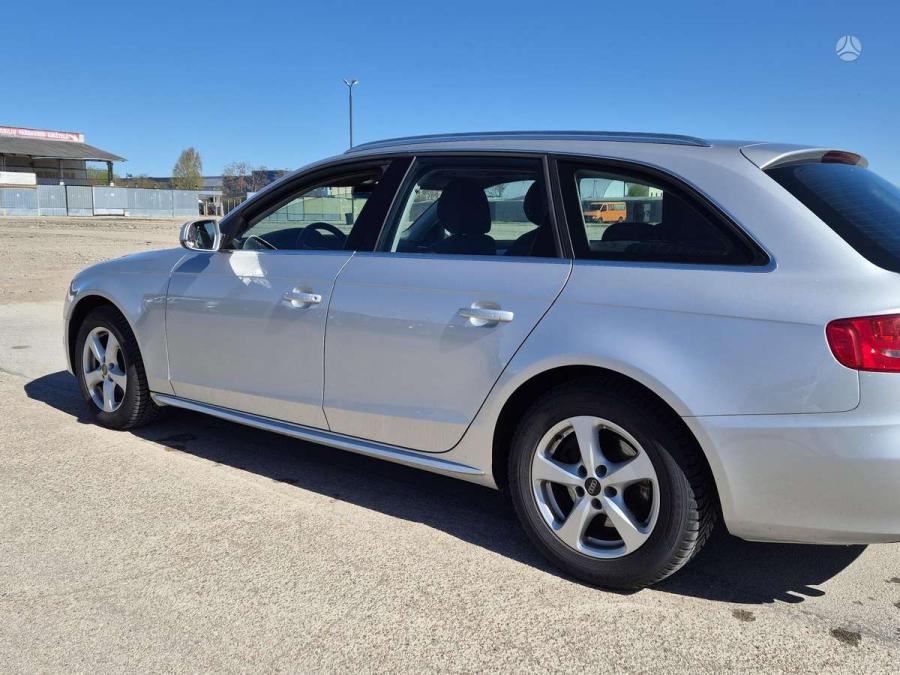Pelēks Audi A4 2009 Šauļi, ar dzinēja tilpumu 1.78 L un nobraukumu 229 tūkst. km par 4150 €, foto 9 vietnē AUTOMOTO.COM.LV
