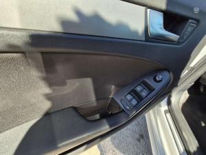 Pelēks Audi A4 2009 Šauļi, ar dzinēja tilpumu 1.78 L un nobraukumu 229 tūkst. km par 4150 €, foto 16 vietnē AUTOMOTO.COM.LV