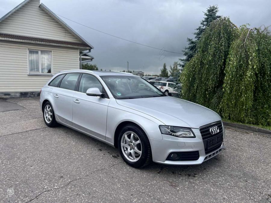 Grey Audi A4 2009 in Utena, with an engine capacity of 1.97 L and mileage of 317 thousand km for 5650 €, photo 4 on AUTOMOTO.COM.LV