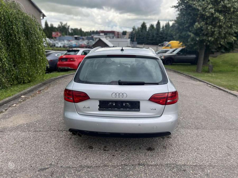 Grey Audi A4 2009 in Utena, with an engine capacity of 1.97 L and mileage of 317 thousand km for 5650 €, photo 6 on AUTOMOTO.COM.LV