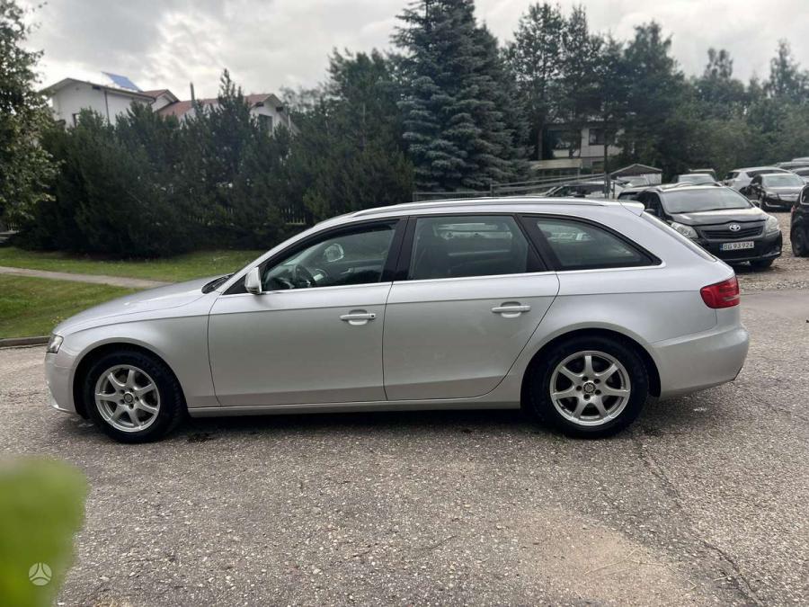 Grey Audi A4 2009 in Utena, with an engine capacity of 1.97 L and mileage of 317 thousand km for 5650 €, photo 8 on AUTOMOTO.COM.LV
