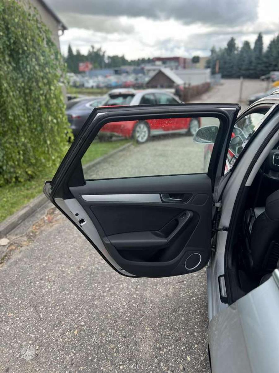 Grey Audi A4 2009 in Utena, with an engine capacity of 1.97 L and mileage of 317 thousand km for 5650 €, photo 30 on AUTOMOTO.COM.LV