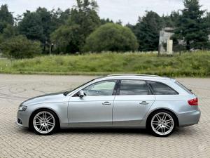 Grey Audi A4 2009 in Vilnius, with an engine capacity of 2.00 L and mileage of 297 thousand km for 3300 €, photo 8 on AUTOMOTO.COM.LV