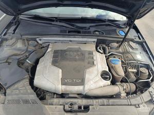 Grey Audi A4 2009 in Vilnius, with an engine capacity of 2.70 L and mileage of 342 thousand km for 4200 €, photo 14 on AUTOMOTO.COM.LV