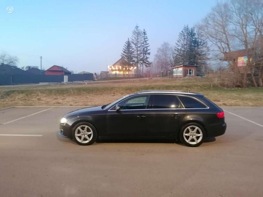 Pelēks Audi A4 2009 Telšiai, ar dzinēja tilpumu 1.97 L un nobraukumu 300 tūkst. km par 4950 €, foto 16 vietnē AUTOMOTO.COM.LV