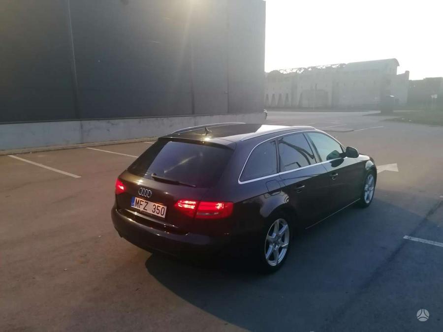 Pelēks Audi A4 2009 Telšiai, ar dzinēja tilpumu 1.97 L un nobraukumu 300 tūkst. km par 4950 €, foto 18 vietnē AUTOMOTO.COM.LV