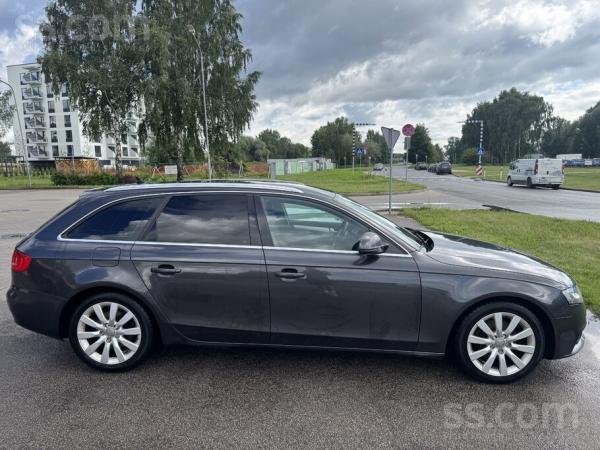 Grey Audi A4 2009 in Riga, with an engine capacity of 2.00 L and mileage of 292 thousand km for 4600 €, photo 1 on AUTOMOTO.COM.LV