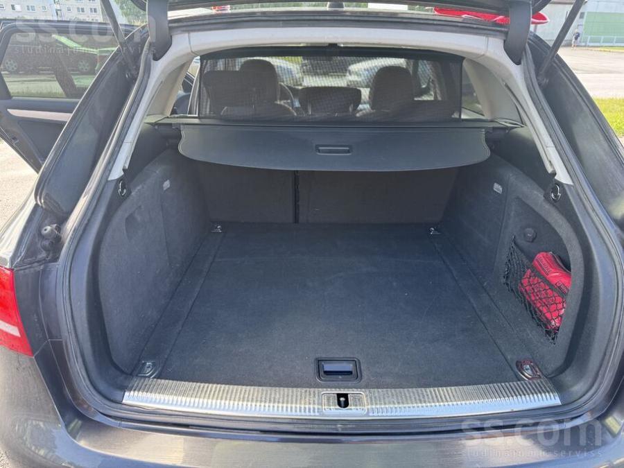Grey Audi A4 2009 in Riga, with an engine capacity of 2.00 L and mileage of 292 thousand km for 4600 €, photo 12 on AUTOMOTO.COM.LV