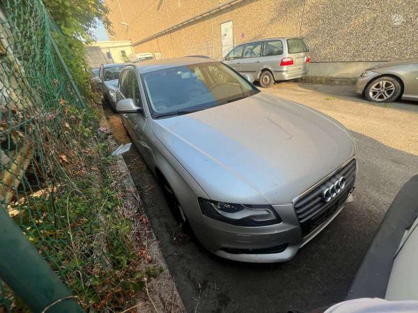 Pelēks Audi A4 2009 Utena, ar dzinēja tilpumu 2.00 L un nobraukumu 214 tūkst. km par 4900 €, foto 2 vietnē AUTOMOTO.COM.LV
