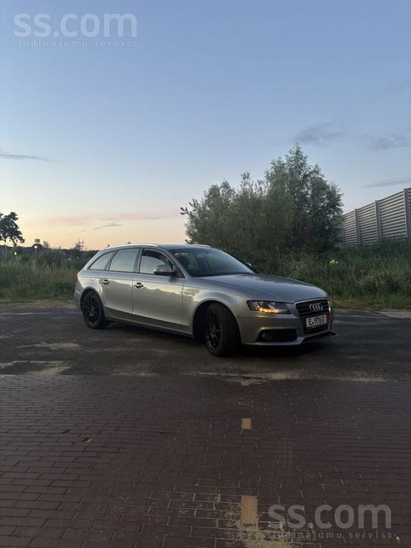 Grey Audi A4 2009 in Riga, with an engine capacity of 2.00 L and mileage of 246 thousand km for 6000 €, photo 1 on AUTOMOTO.COM.LV