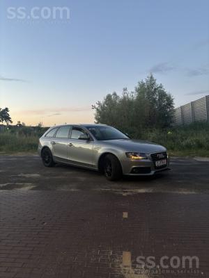 Pelēks Audi A4 2009 Rīga, ar dzinēja tilpumu 2.00 L un nobraukumu 246 tūkst. km par 6000 €, foto  vietnē AUTOMOTO.COM.LV