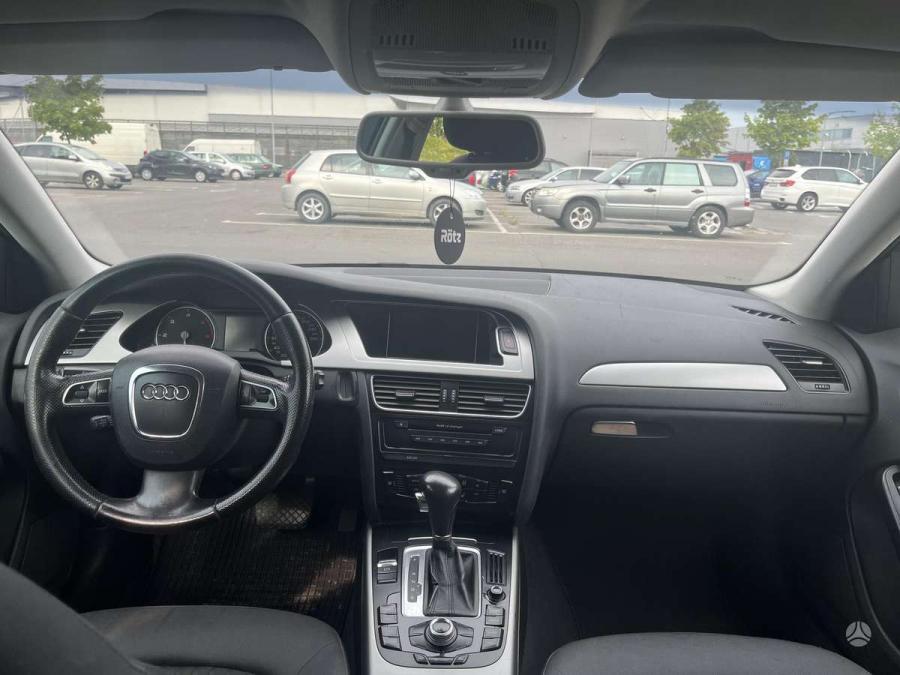 Grey Audi A4 2009 in Vilnius, with an engine capacity of 2.70 L and mileage of 342 thousand km for 4000 €, photo 10 on AUTOMOTO.COM.LV