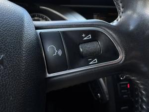 Pelēks Audi A4 2009 Rīga, ar dzinēja tilpumu 2.00 L un nobraukumu 347 tūkst. km par 3990 €, foto 17 vietnē AUTOMOTO.COM.LV