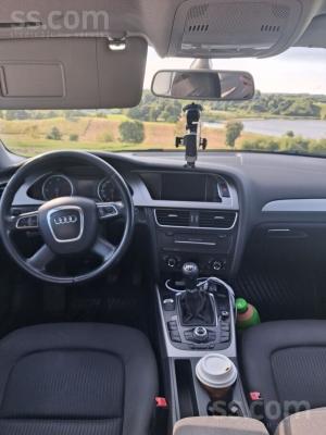 Grey Audi A4 2009 in Riga, with an engine capacity of 2.00 L and mileage of 308 thousand km for 5200 €, photo 5 on AUTOMOTO.COM.LV