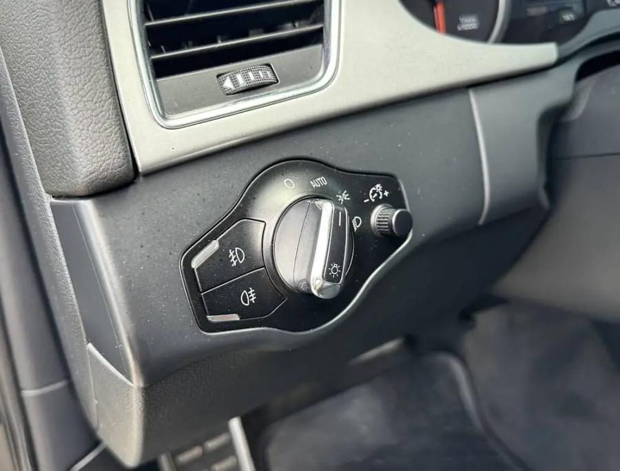 Pelēks Audi A4 2009 Rēzekne, ar dzinēja tilpumu 3.00 L un nobraukumu 268 tūkst. km par 6990 €, foto 23 vietnē AUTOMOTO.COM.LV