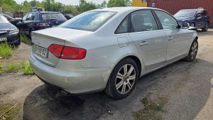 Grey Audi A4 2009 in Panevezys, with an engine capacity of 2.97 L and mileage of 211 thousand km for 2500 €, photo 3 on AUTOMOTO.COM.LV