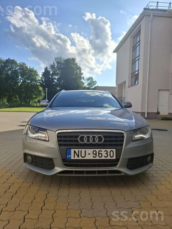 Pelēks Audi A4 2009 Daugavpils, ar dzinēja tilpumu 2.00 L un nobraukumu 319 tūkst. km par 6120 €, foto 3 vietnē AUTOMOTO.COM.LV