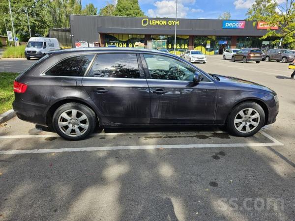 Grey Audi A4 2009 in Riga, with an engine capacity of 2.00 L and mileage of 395 thousand km for 3000 €, photo 1 on AUTOMOTO.COM.LV