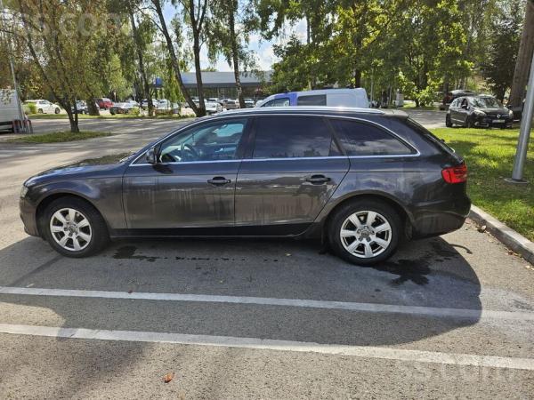 Grey Audi A4 2009 in Riga, with an engine capacity of 2.00 L and mileage of 395 thousand km for 3000 €, photo 3 on AUTOMOTO.COM.LV