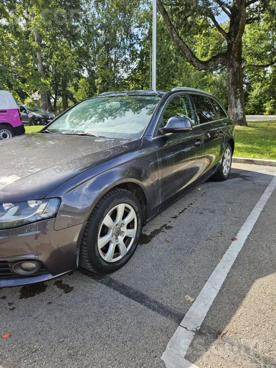 Grey Audi A4 2009 in Riga, with an engine capacity of 2.00 L and mileage of 395 thousand km for 3000 €, photo 9 on AUTOMOTO.COM.LV