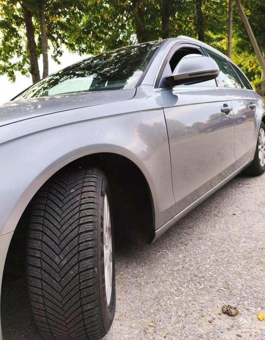 Pelēks Audi A4 2009 Pasvalys, ar dzinēja tilpumu 1.99 L un nobraukumu 298 tūkst. km par 4050 €, foto 6 vietnē AUTOMOTO.COM.LV