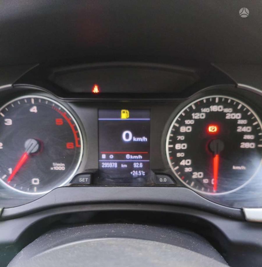 Pelēks Audi A4 2009 Pasvalys, ar dzinēja tilpumu 1.99 L un nobraukumu 298 tūkst. km par 4050 €, foto 15 vietnē AUTOMOTO.COM.LV
