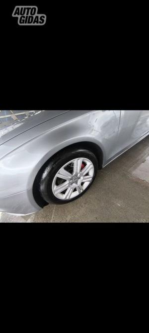 Pelēks Audi A4 2009 Kazlų Rūda, ar dzinēja tilpumu 3.00 L un nobraukumu 340 tūkst. km par 5000 €, foto 4 vietnē AUTOMOTO.COM.LV