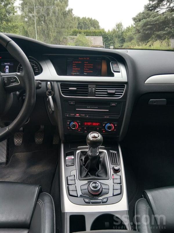 Audi A4 2009 in Kuldiga on AUTOMOTO.COM.LV Grey Audi A4 2009 in Kuldiga, with an engine capacity of 2.00 L and mileage of 188 thousand km for 7900 €, photo 10 on AUTOMOTO.COM.LV