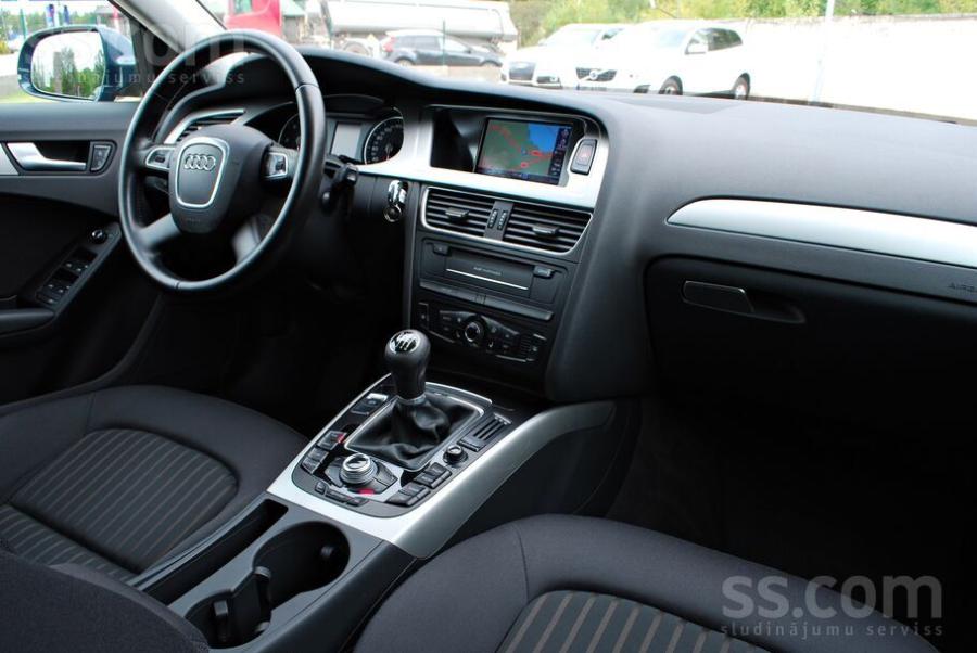 Pelēks Audi A4 2009 Tukums, ar dzinēja tilpumu 2.00 L un nobraukumu 266 tūkst. km par 5900 €, foto 8 vietnē AUTOMOTO.COM.LV