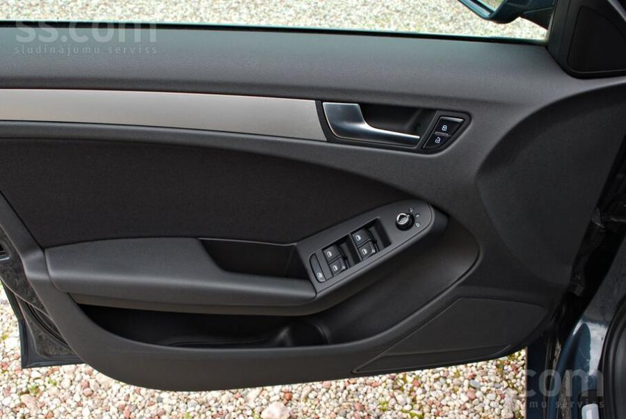 Pelēks Audi A4 2009 Tukums, ar dzinēja tilpumu 2.00 L un nobraukumu 266 tūkst. km par 5900 €, foto 11 vietnē AUTOMOTO.COM.LV