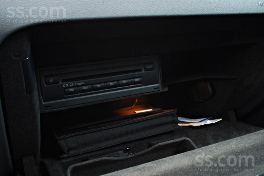 Pelēks Audi A4 2009 Tukums, ar dzinēja tilpumu 2.00 L un nobraukumu 266 tūkst. km par 5900 €, foto 15 vietnē AUTOMOTO.COM.LV