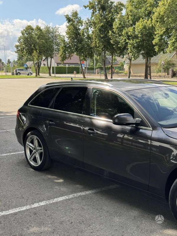 Grey Audi A4 2009 in Skuodas, with an engine capacity of 1.97 L and mileage of 265 thousand km for 4950 €, photo 4 on AUTOMOTO.COM.LV