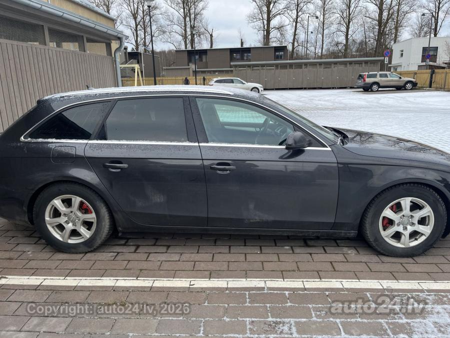 Grey Audi A4 2009 in Tallinn, with an engine capacity of 3.00 L and mileage of 315 thousand km for 7200 €, photo 4 on AUTOMOTO.COM.LV