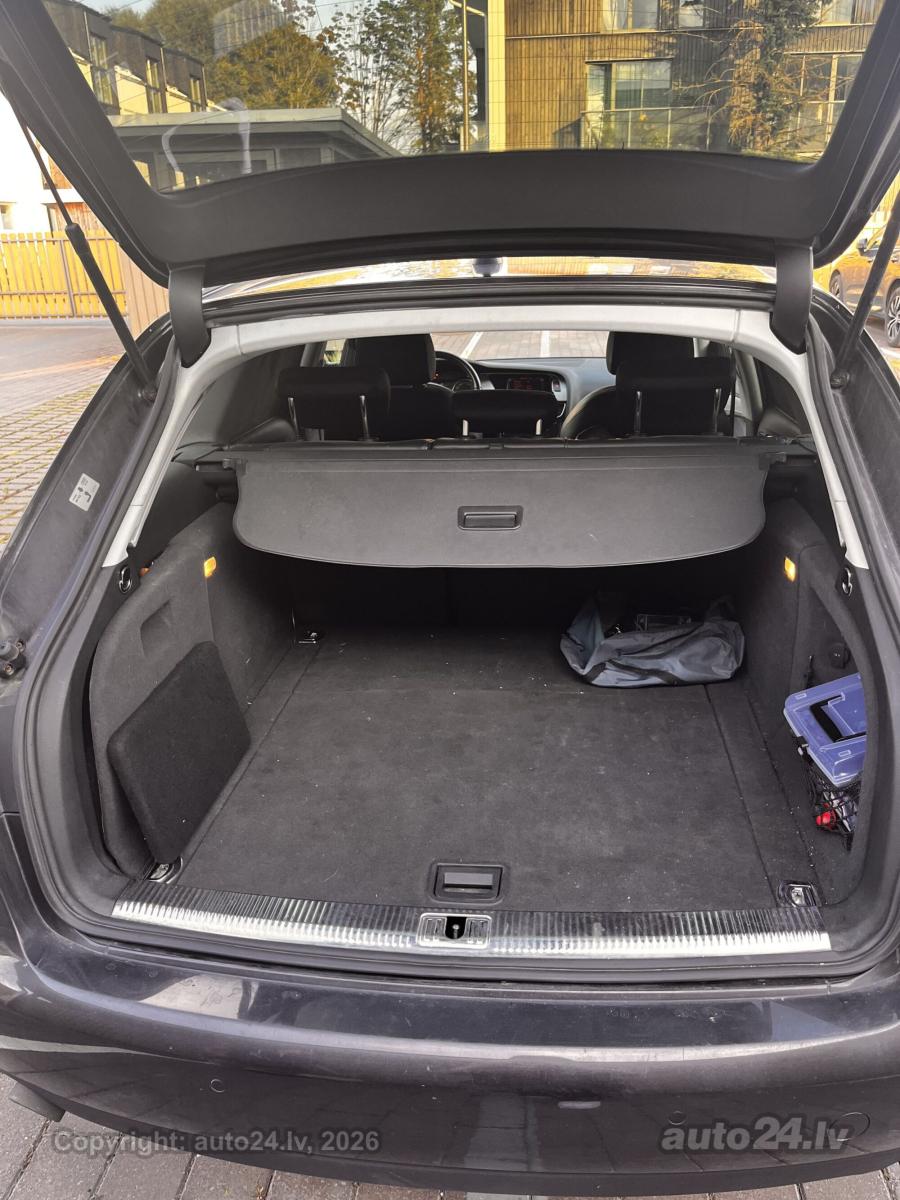 Grey Audi A4 2009 in Tallinn, with an engine capacity of 3.00 L and mileage of 315 thousand km for 7200 €, photo 12 on AUTOMOTO.COM.LV