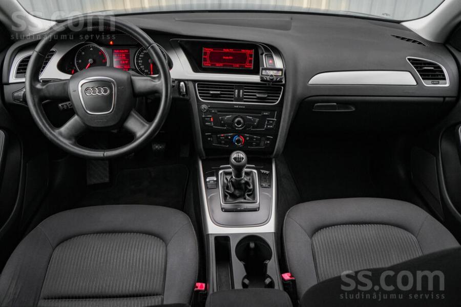 Pelēks Audi A4 2010 Ogre, ar dzinēja tilpumu 2.00 L un nobraukumu 219 tūkst. km par 6500 €, foto 9 vietnē AUTOMOTO.COM.LV