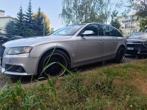 Grey Audi A4 2010 in Vilnius, with an engine capacity of 2.00 L and mileage of 310 thousand km for 4150 €, photo 2 on AUTOMOTO.COM.LV
