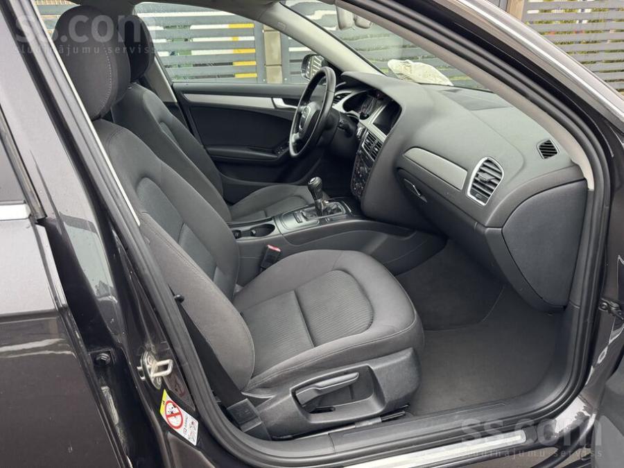 Grey Audi A4 2010 in Jelgava, with an engine capacity of 2.00 L and mileage of 204 thousand km for 6350 €, photo 12 on AUTOMOTO.COM.LV