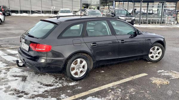 Grey Audi A4 2010 in Vilnius, with an engine capacity of 1.97 L and mileage of 256 thousand km for 5750 €, photo 3 on AUTOMOTO.COM.LV