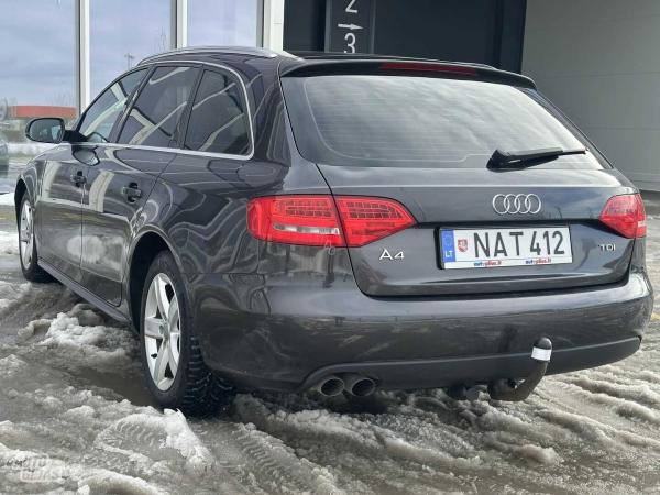 Grey Audi A4 2010 in Vilnius, with an engine capacity of 2.00 L and mileage of 335 thousand km for 4600 €, photo 7 on AUTOMOTO.COM.LV