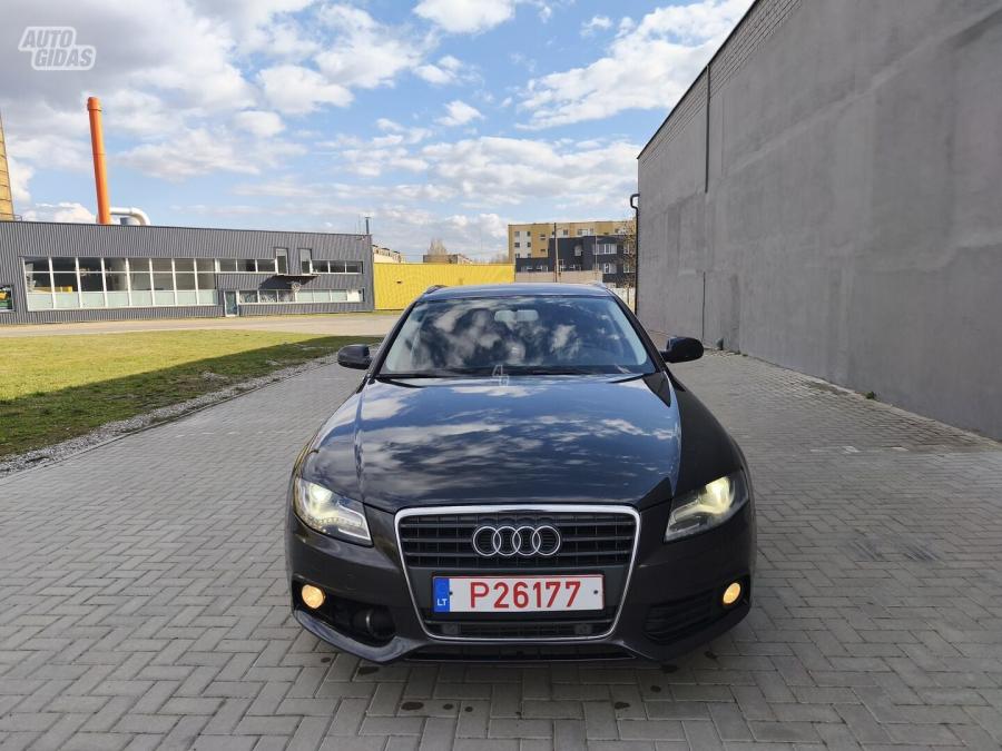Pelēks Audi A4 2010 Jurbarkas, ar dzinēja tilpumu 2.00 L un nobraukumu 275 tūkst. km par 4600 €, foto 7 vietnē AUTOMOTO.COM.LV
