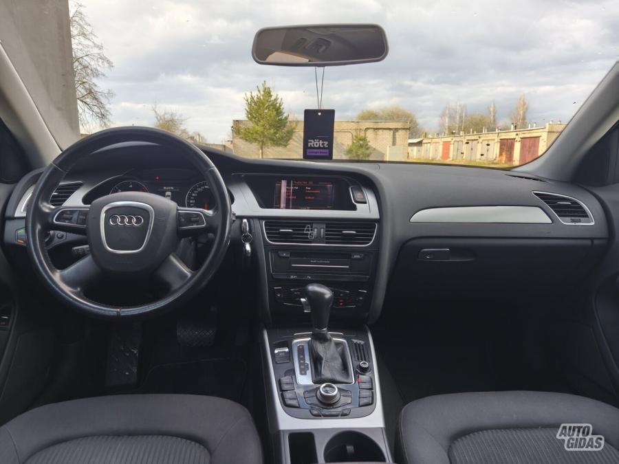 Pelēks Audi A4 2010 Jurbarkas, ar dzinēja tilpumu 2.00 L un nobraukumu 275 tūkst. km par 4600 €, foto 9 vietnē AUTOMOTO.COM.LV