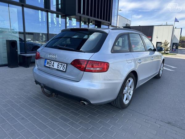 Grey Audi A4 2010 in Vilnius, with an engine capacity of 3.00 L and mileage of 242 thousand km for 6800 €, photo 4 on AUTOMOTO.COM.LV