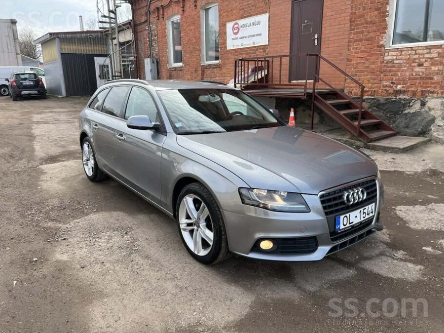 Pelēks Audi A4 2010 Rēzekne, ar dzinēja tilpumu 2.00 L un nobraukumu 0 tūkst. km par 5750 €, foto 3 vietnē AUTOMOTO.COM.LV