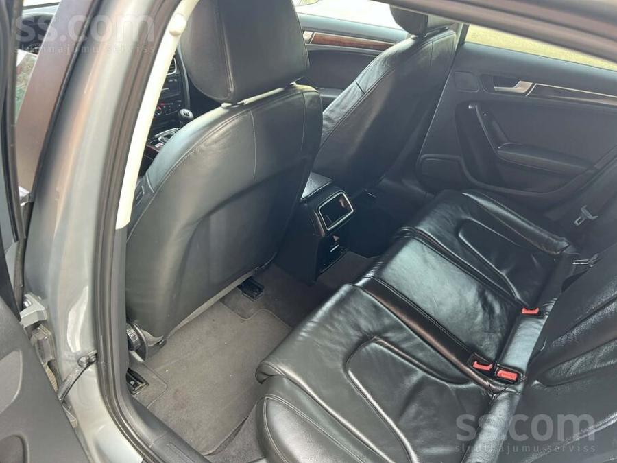 Pelēks Audi A4 2010 Rēzekne, ar dzinēja tilpumu 2.00 L un nobraukumu 0 tūkst. km par 5750 €, foto 10 vietnē AUTOMOTO.COM.LV