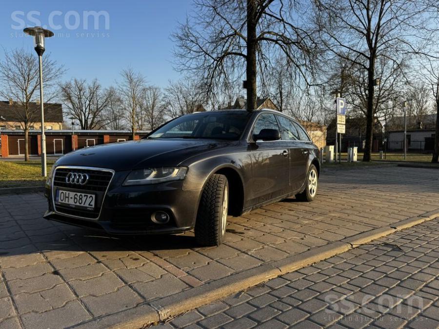 Pelēks Audi A4 2010 Jelgava, ar dzinēja tilpumu 2.00 L un nobraukumu 204 tūkst. km par 4400 €, foto 3 vietnē AUTOMOTO.COM.LV