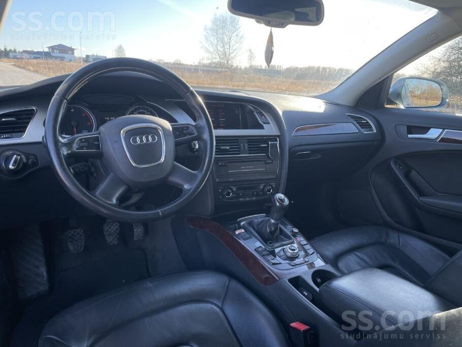 Grey Audi A4 2010 in Riga, with an engine capacity of 2.00 L and mileage of 350 thousand km for 4700 €, photo 7 on AUTOMOTO.COM.LV