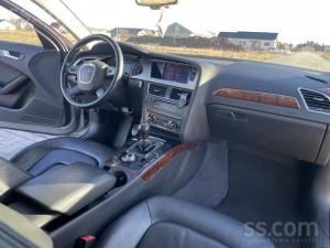 Grey Audi A4 2010 in Riga, with an engine capacity of 2.00 L and mileage of 350 thousand km for 4700 €, photo 8 on AUTOMOTO.COM.LV