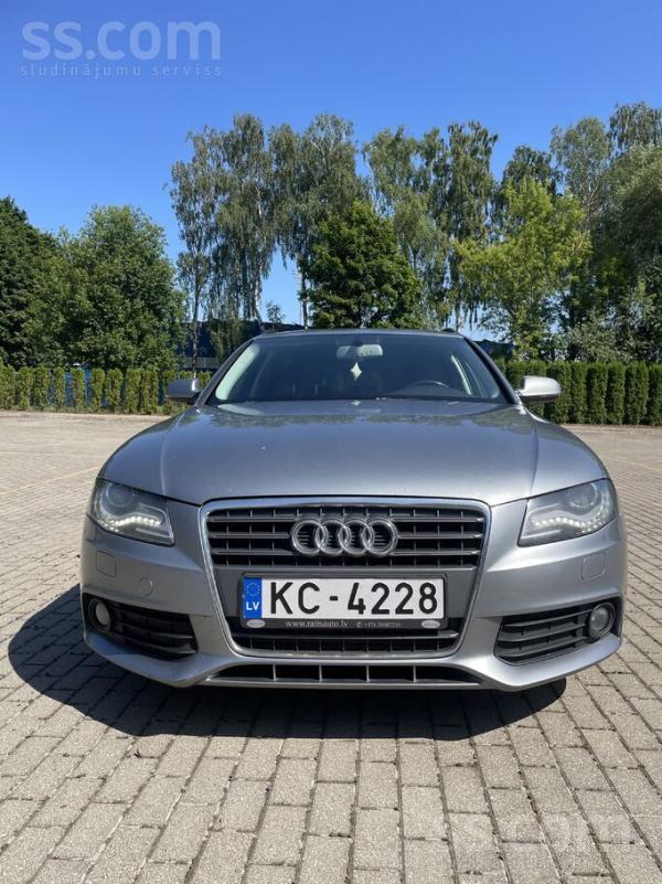 Pelēks Audi A4 2010 Rīga, ar dzinēja tilpumu 2.00 L un nobraukumu 350 tūkst. km par 4500 €, foto 10 vietnē AUTOMOTO.COM.LV