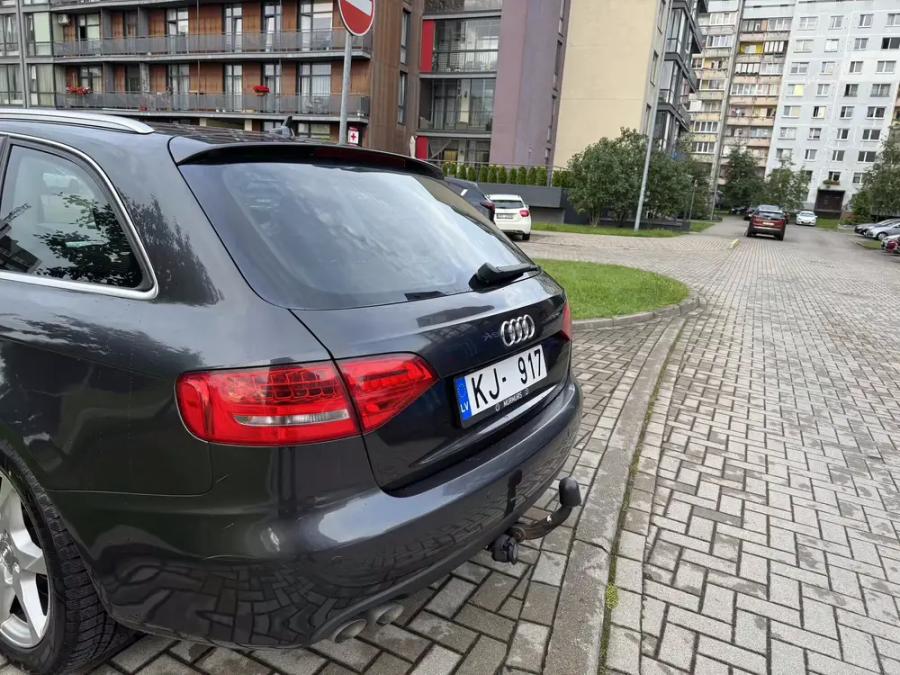 Grey Audi A4 2010 in Riga, with an engine capacity of 2.00 L and mileage of 206 thousand km for 5290 €, photo 8 on AUTOMOTO.COM.LV